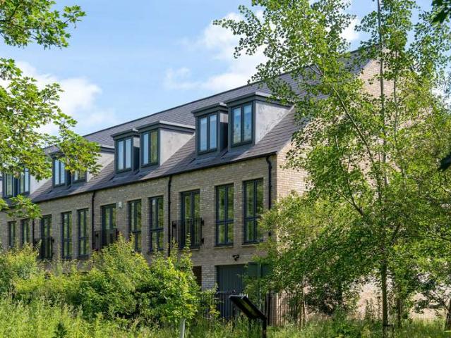 4 Bedroom Property