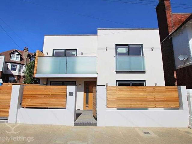 4 Bedroom Property