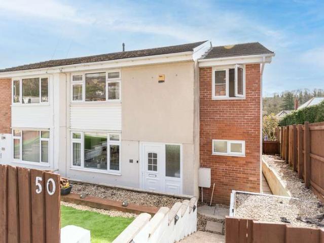 4 Bedroom Property