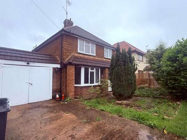 4 Bedroom Property