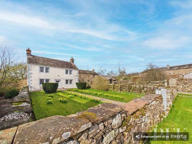4 Bedroom Property