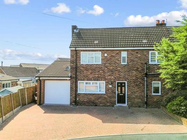 4 Bedroom Property