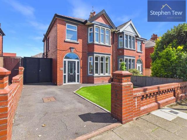 4 Bedroom Property