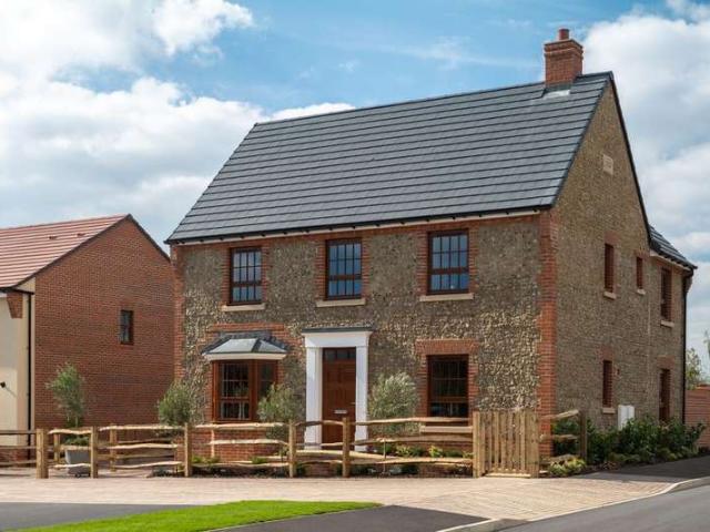 4 Bedroom Property