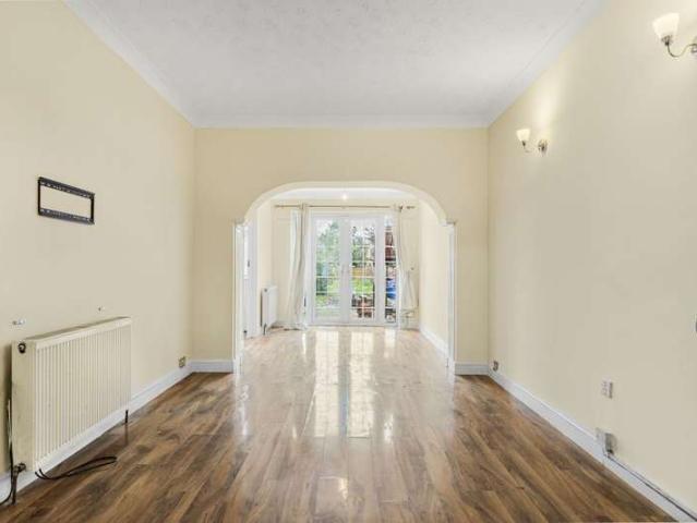 4 Bedroom Property