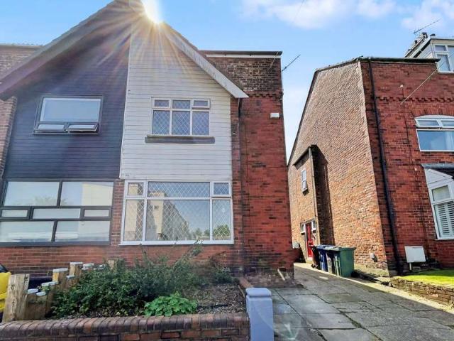 4 Bedroom Property