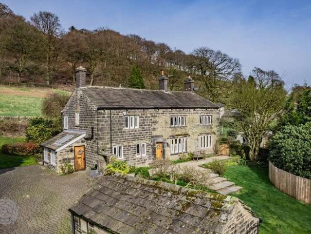 4 Bedroom Property