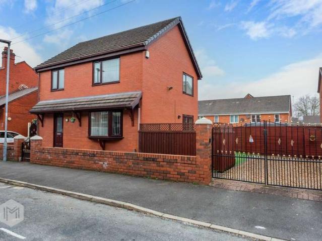 4 Bedroom Property