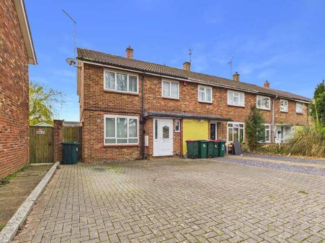 4 Bedroom Property