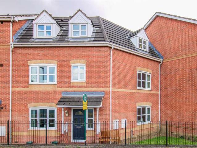 4 Bedroom Property
