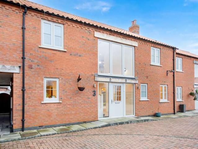 4 Bedroom Property