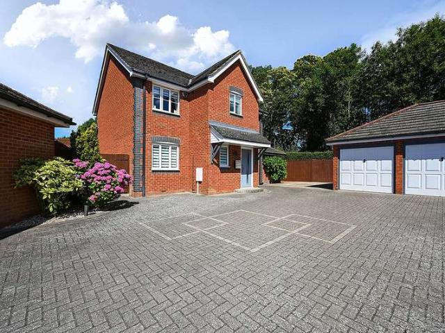 4 Bedroom Property