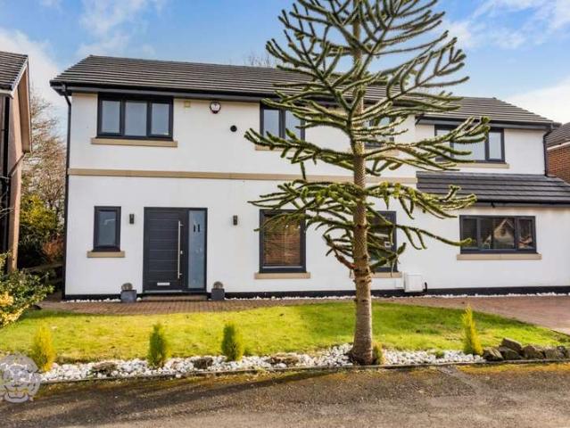 4 Bedroom Property