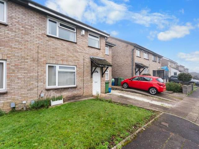 4 Bedroom Property