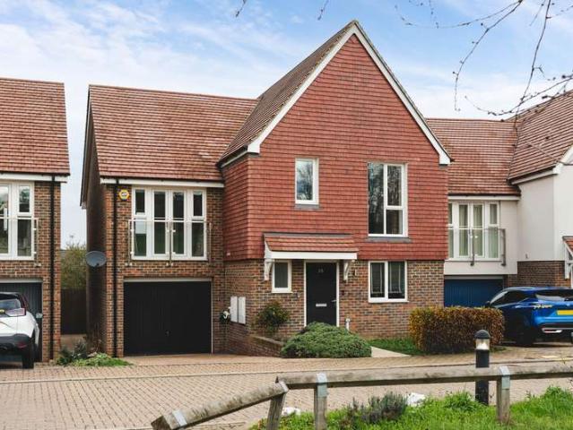 4 Bedroom Property