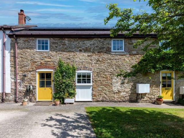 4 Bedroom Property