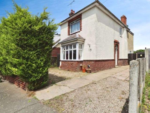 4 Bedroom Property