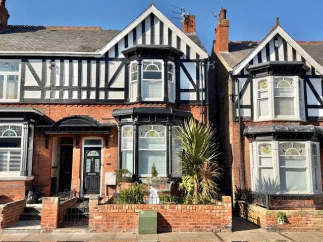 4 Bedroom Property