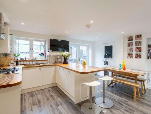4 Bedroom Property