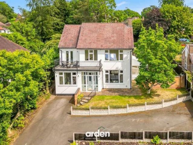 4 Bedroom Property