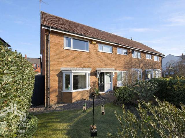 4 Bedroom Property