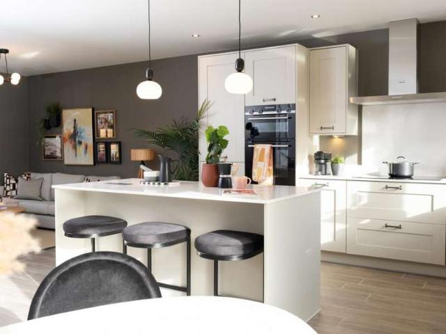 4 Bedroom Property