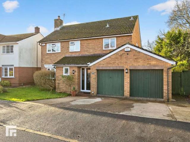4 Bedroom Property
