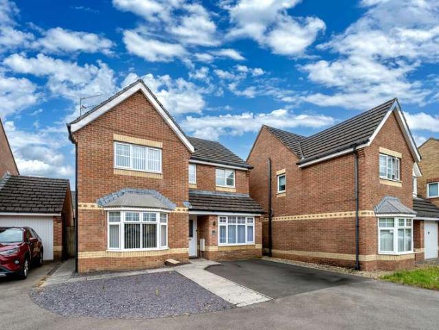 4 Bedroom Property