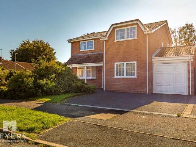 4 Bedroom Property