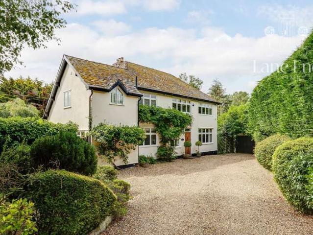 4 Bedroom Property