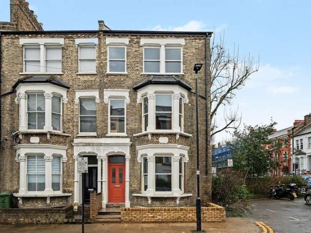 4 Bedroom Property