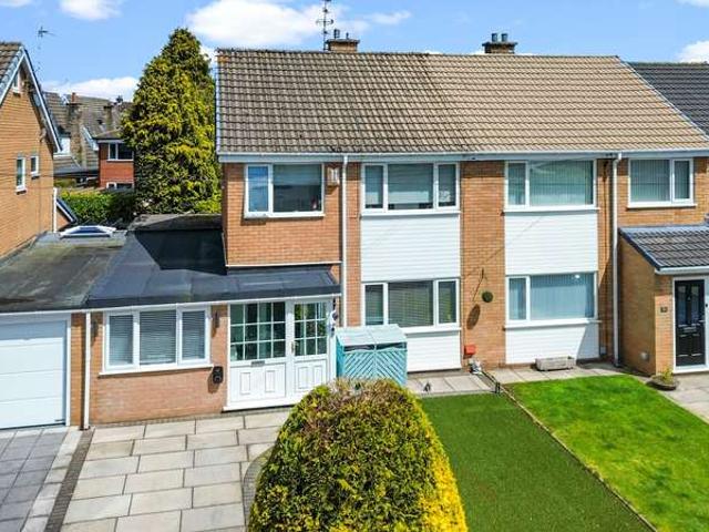 4 Bedroom Property