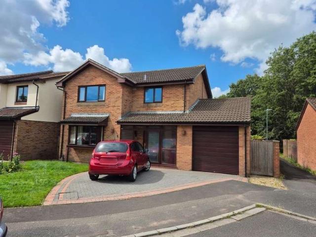 4 Bedroom Property