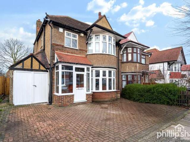 4 Bedroom Property