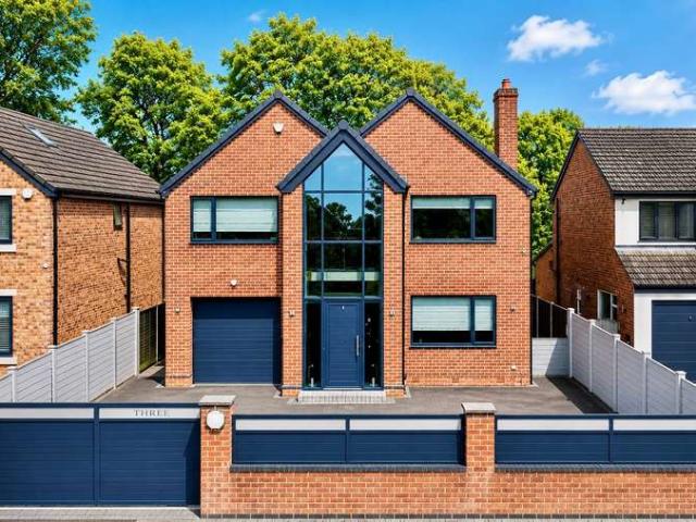 4 Bedroom Property