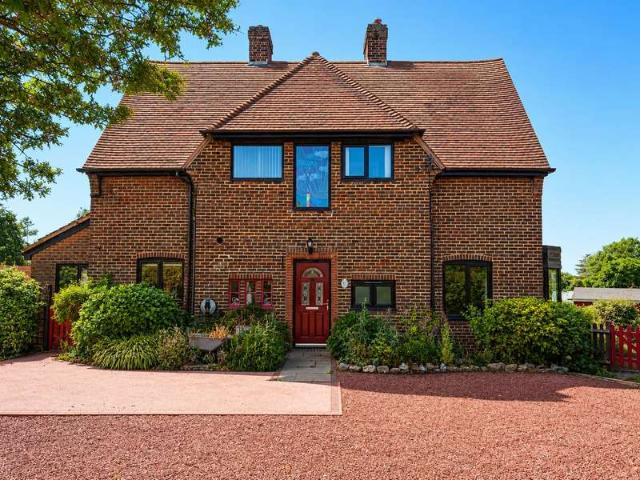 4 Bedroom Property