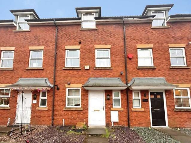 4 Bedroom Property