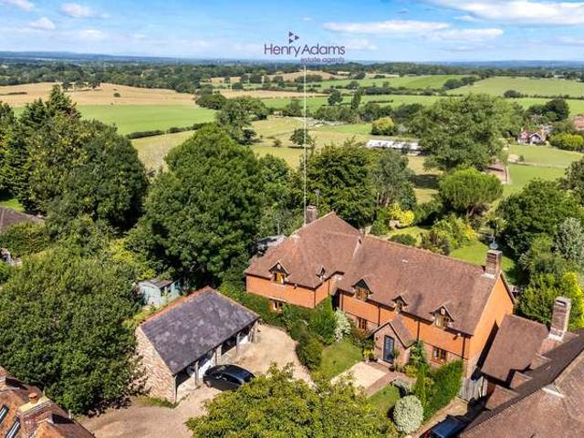 4 Bedroom Property