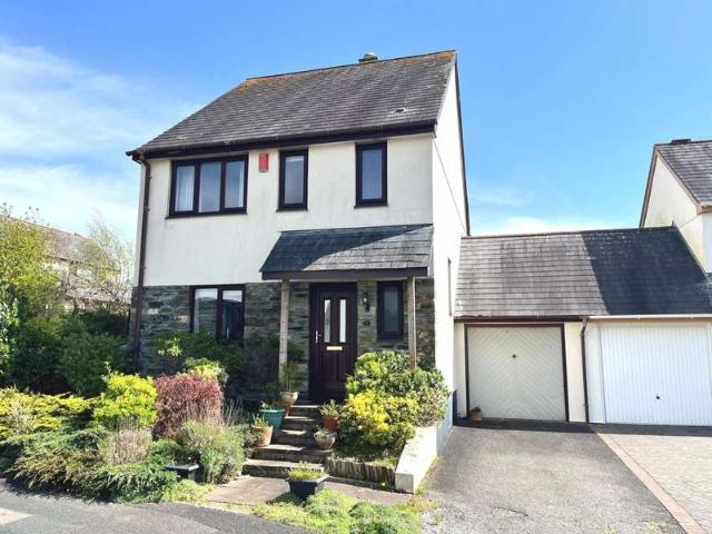 4 Bedroom Property