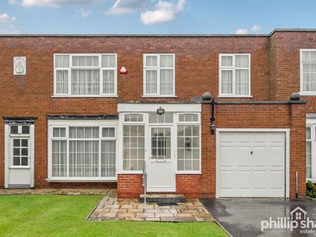 4 Bedroom Property