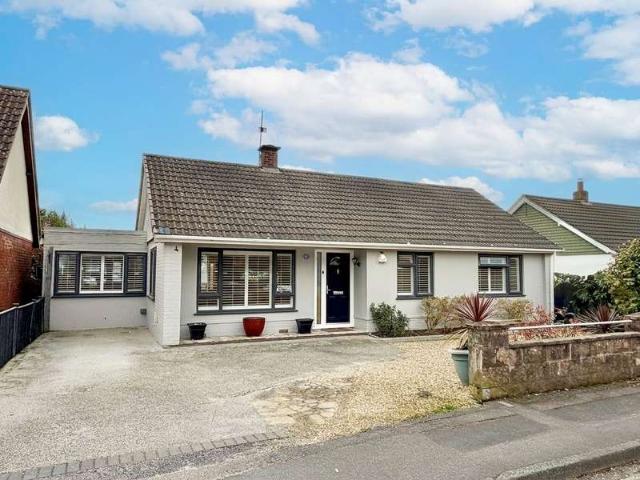 4 Bedroom Property