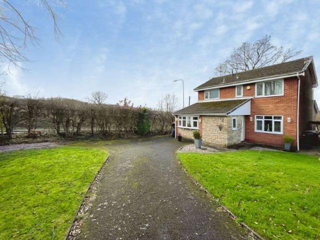 4 Bedroom Property