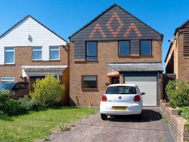 4 Bedroom Property