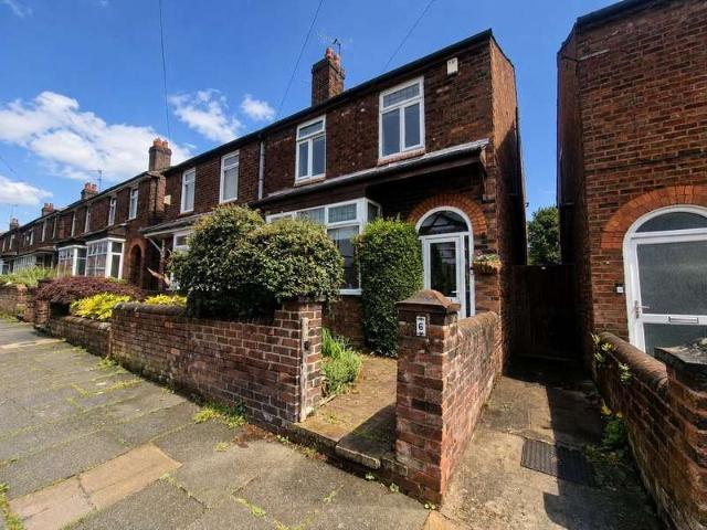 4 Bedroom Property