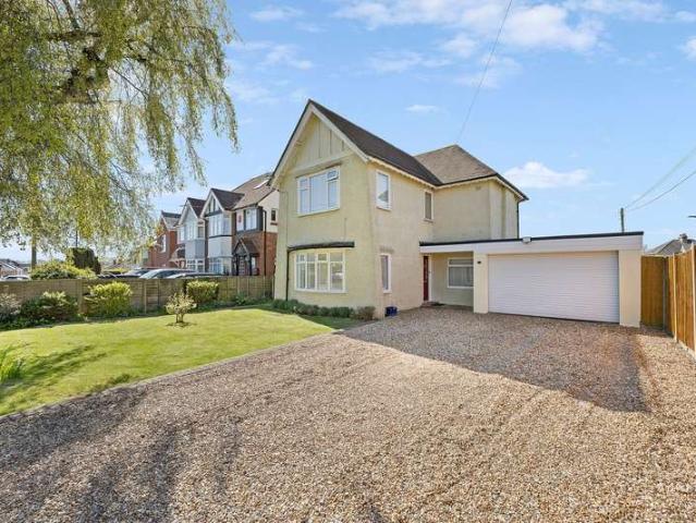 4 Bedroom Property