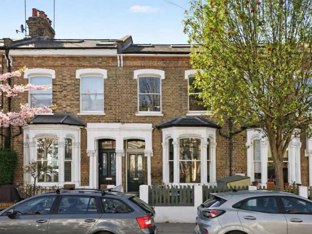 4 Bedroom Property
