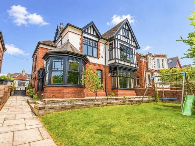 4 Bedroom Property