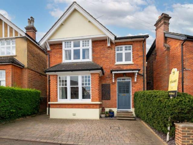 4 Bedroom Property