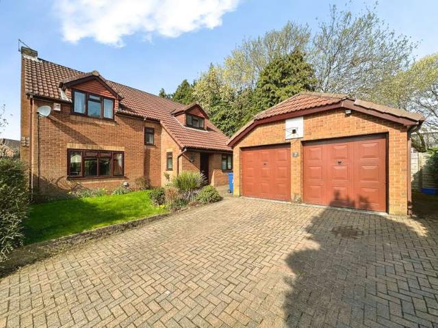 4 Bedroom Property