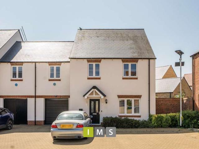 4 Bedroom Property